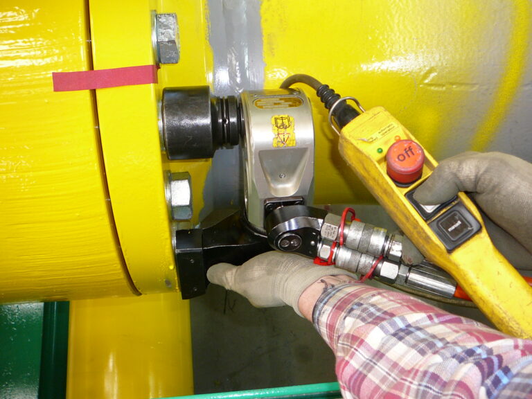 Flexible hydraulic Square Drive MX-EC/MSX by Plarad